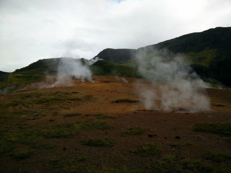 Hveragerdi Hot Spring River Hike in Iceland | Nail the Trail