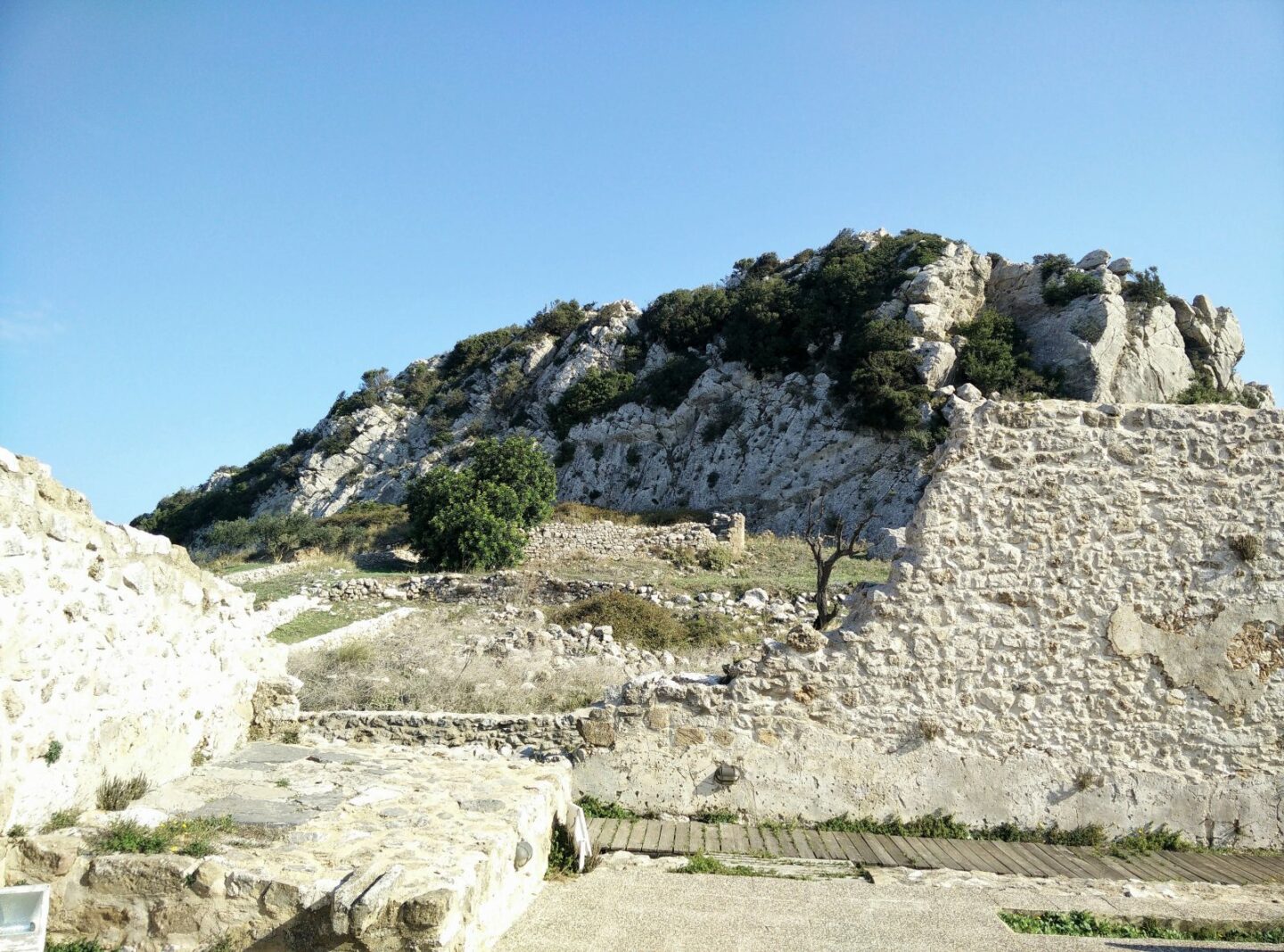 Skopos Trail on Zakynthos Island in Greece | Nail the Trail