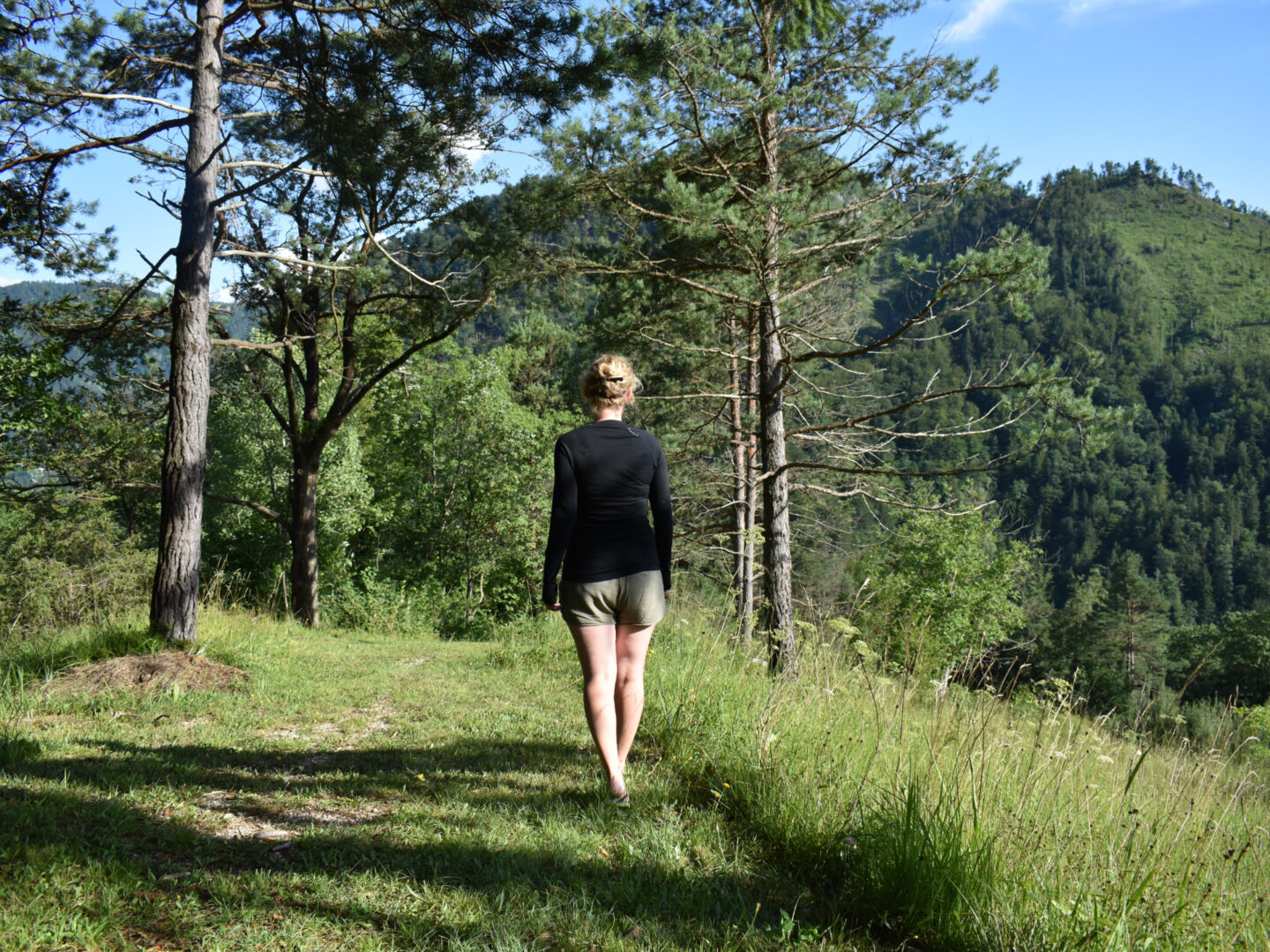 Houdini Desoli Merino Base Layer for Women - Review | Nail the Trail